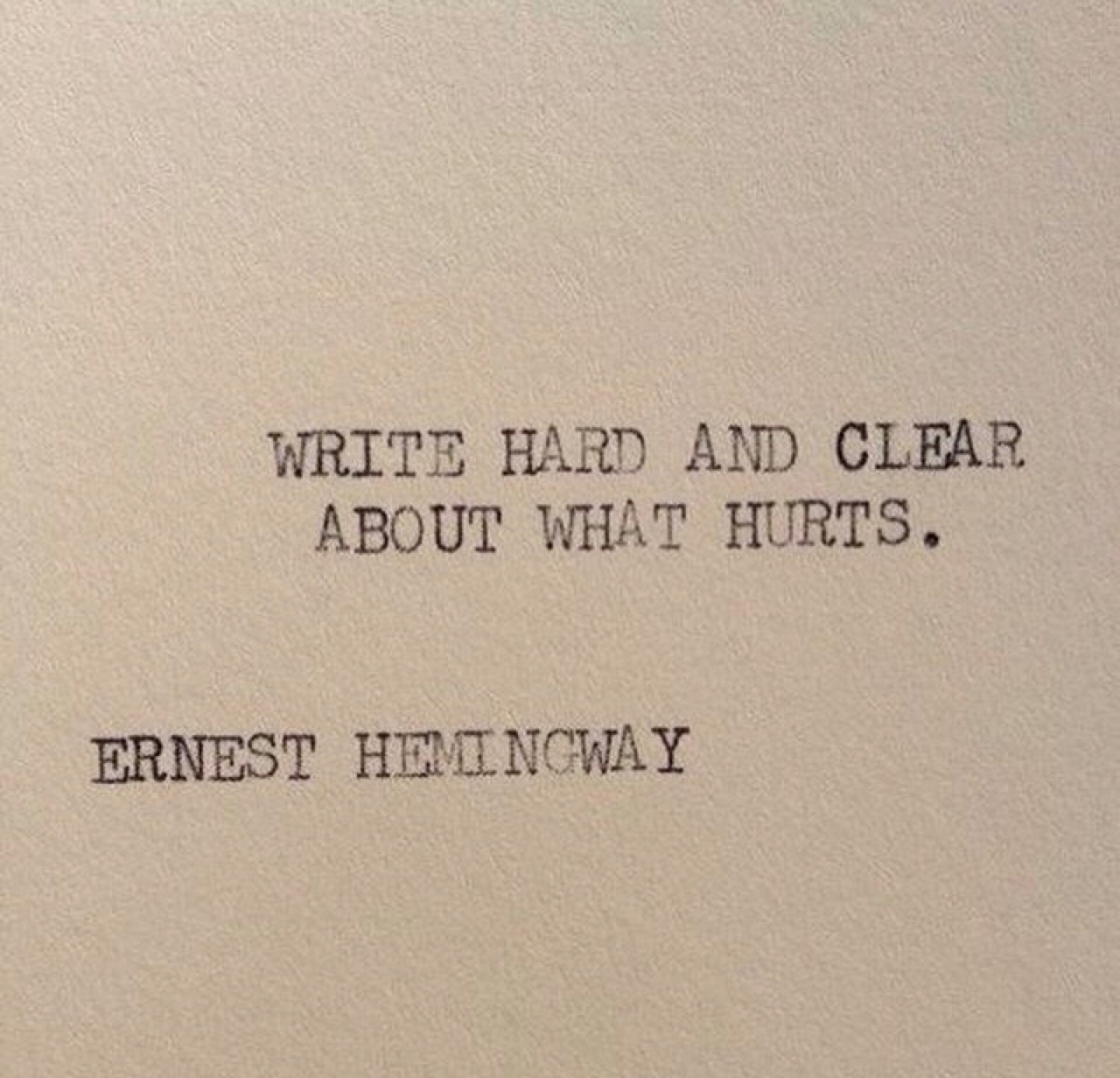 Writing Aesthetic: 10 Creative Ways to Find & Develop it